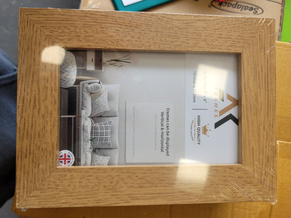 NDS 6x4 Oak Photo Frame — JMart Warehouse